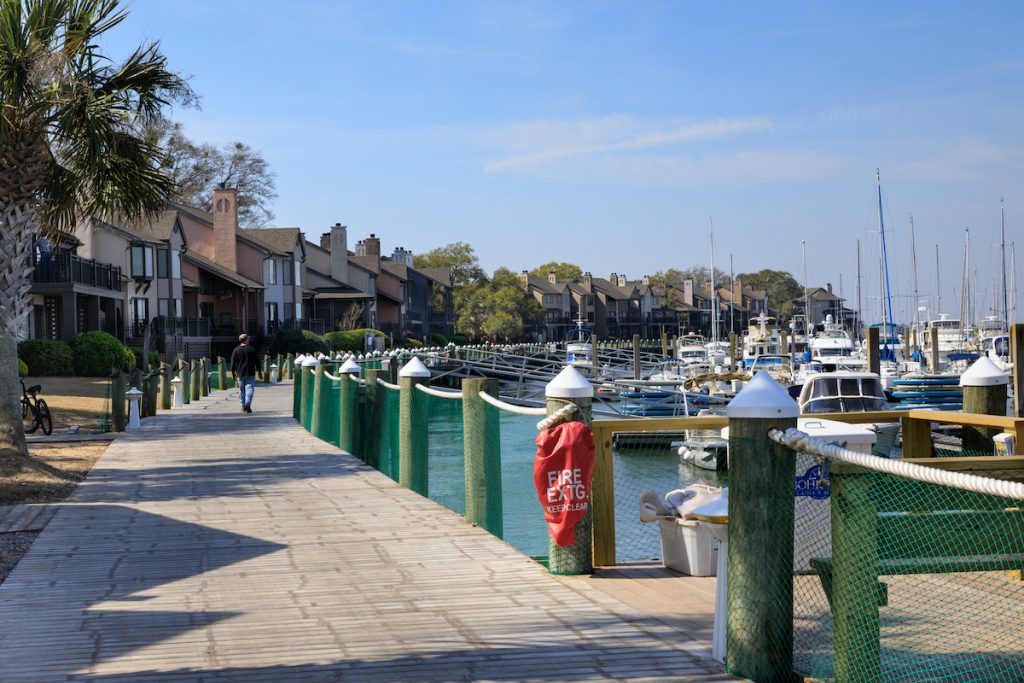 Dinner in a Pinch: Catching South Carolina Crabs on Seabrook Island